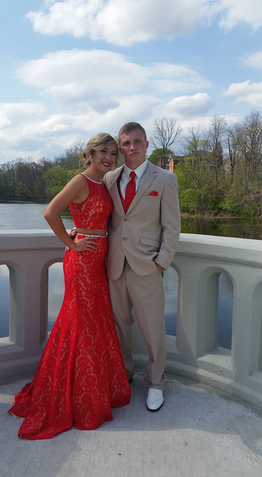 Photo: New bridge provides perfect pre-prom photo-op | The Manchester ...