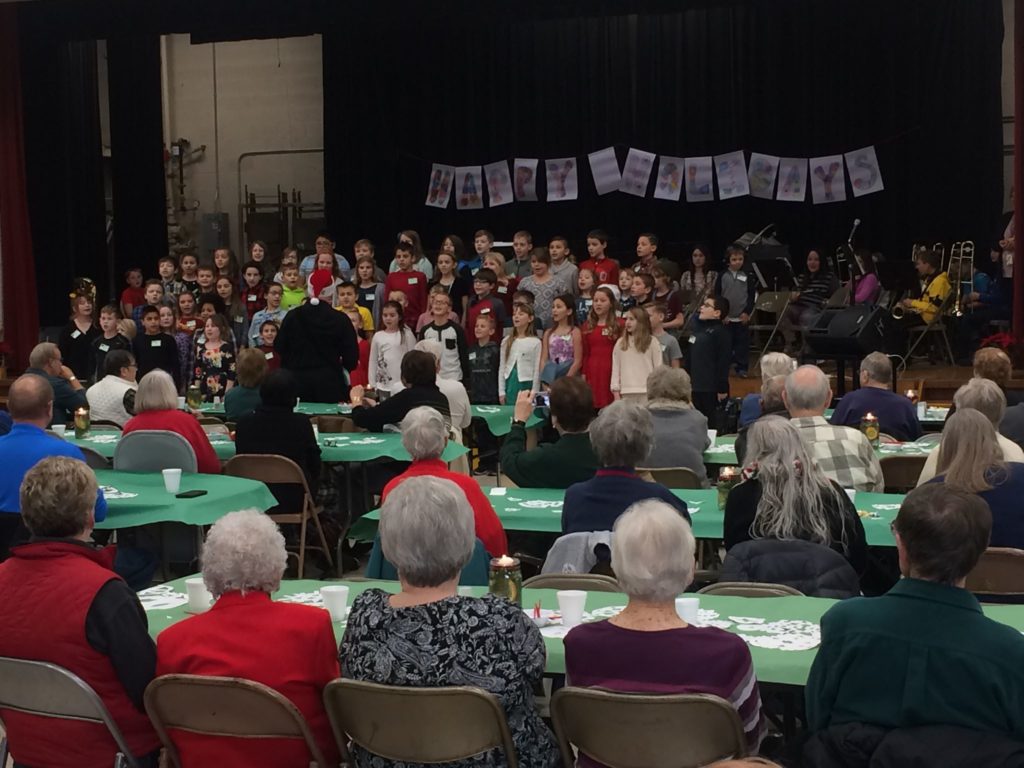 Senior holiday meal another success at Riverside | The Manchester Mirror
