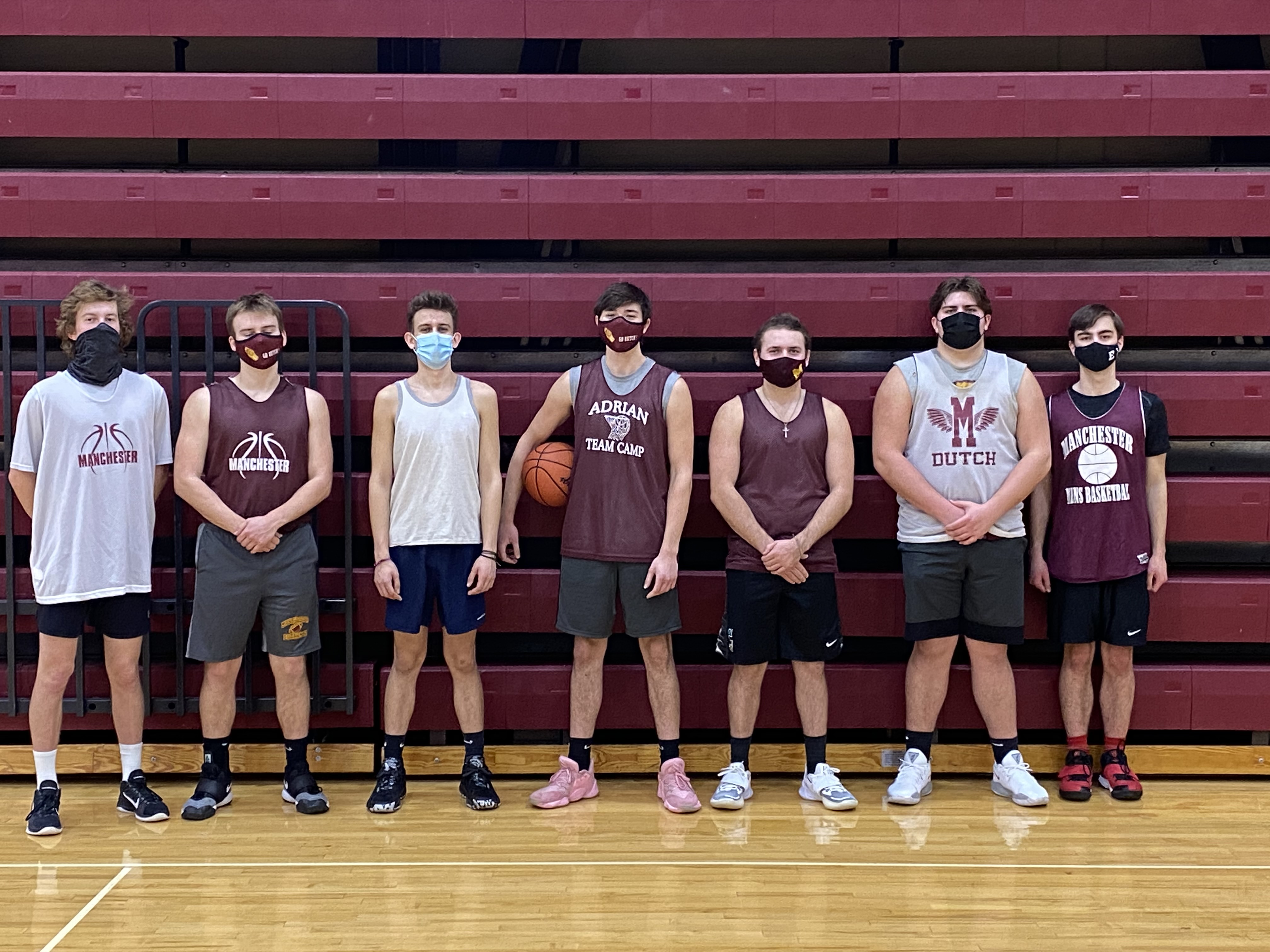 Basketball boys await season start | The Manchester Mirror
