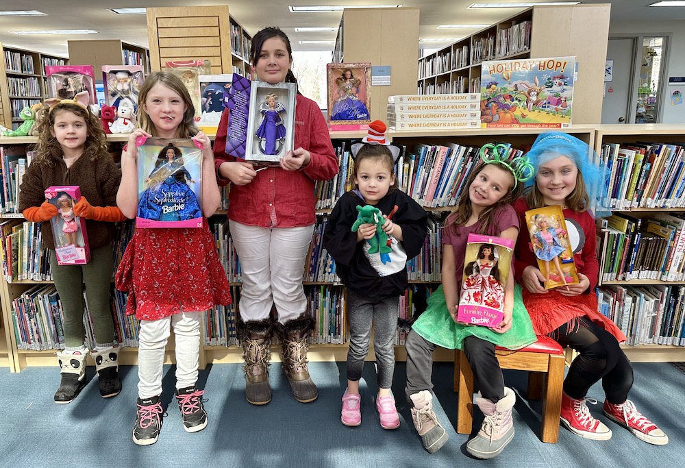 Dr. Seuss Day at Manchester District Library (photos) | The Manchester ...