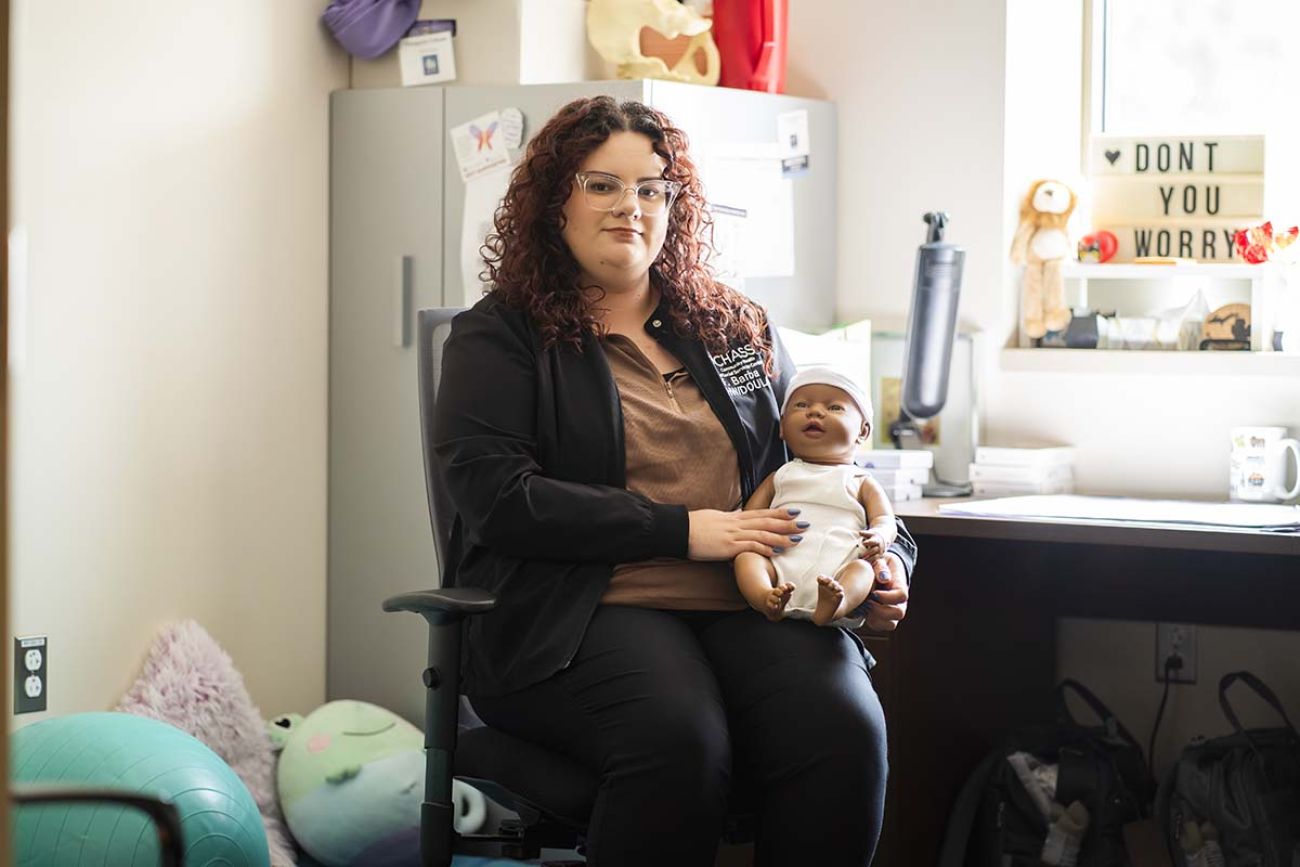 Lifesaving doula services expanding for Michigan moms with help of ...
